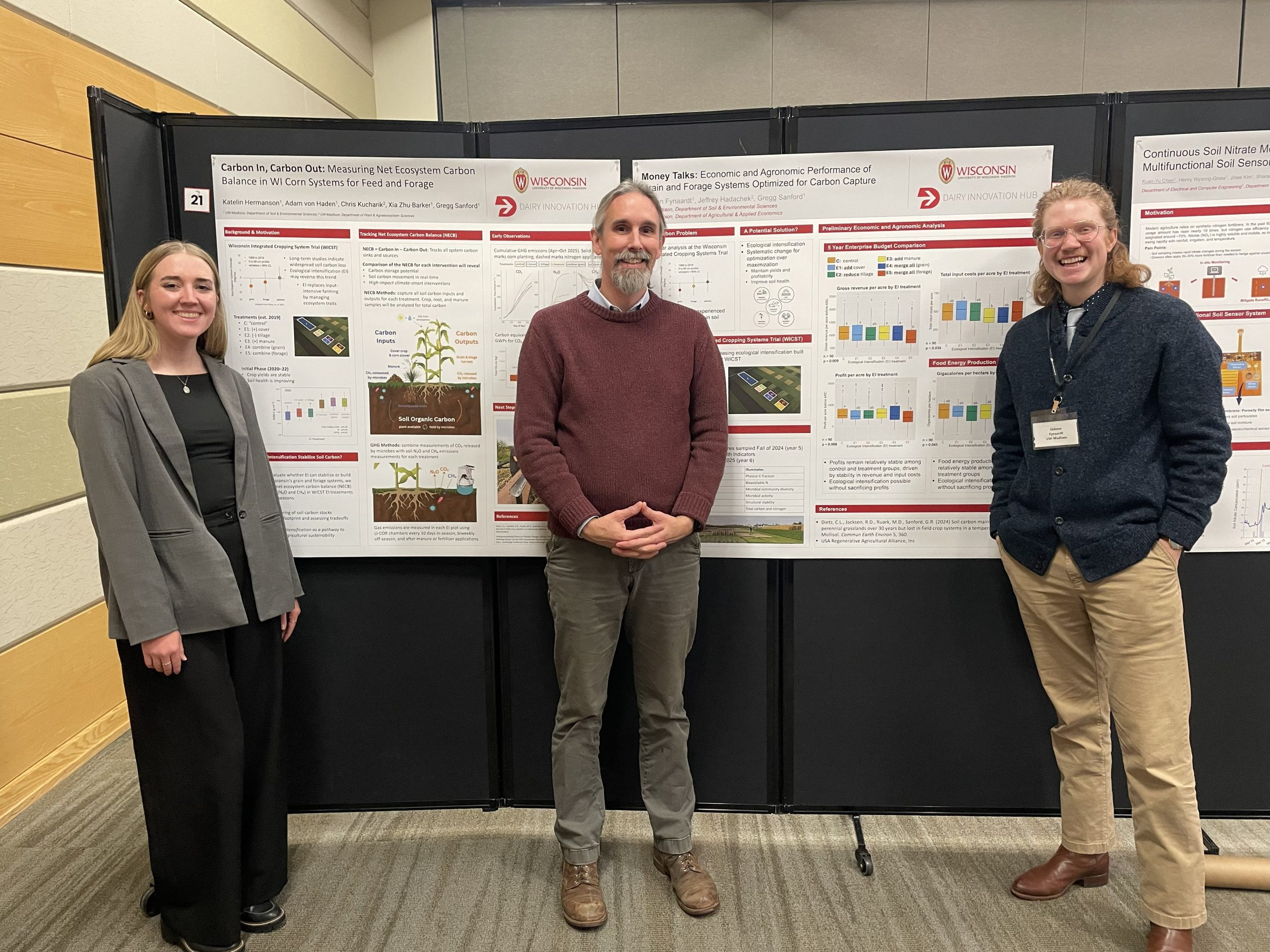 Gideon & Katelin at 2025 Dairy Summit – Sanford Lab